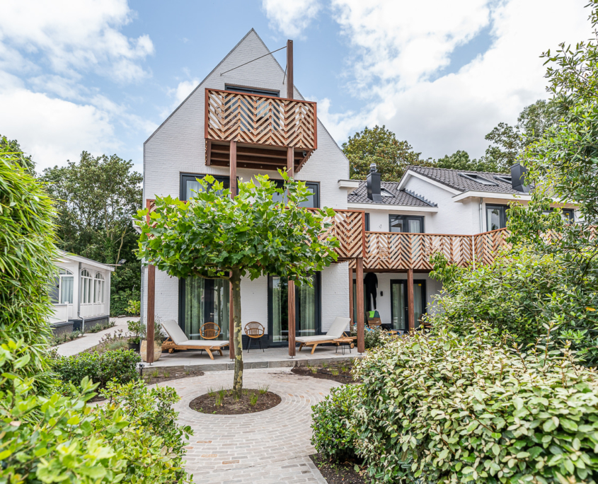 Badhotel Renesse | Uniek Hotel in Zeeland | Laagste Prijsgarantie